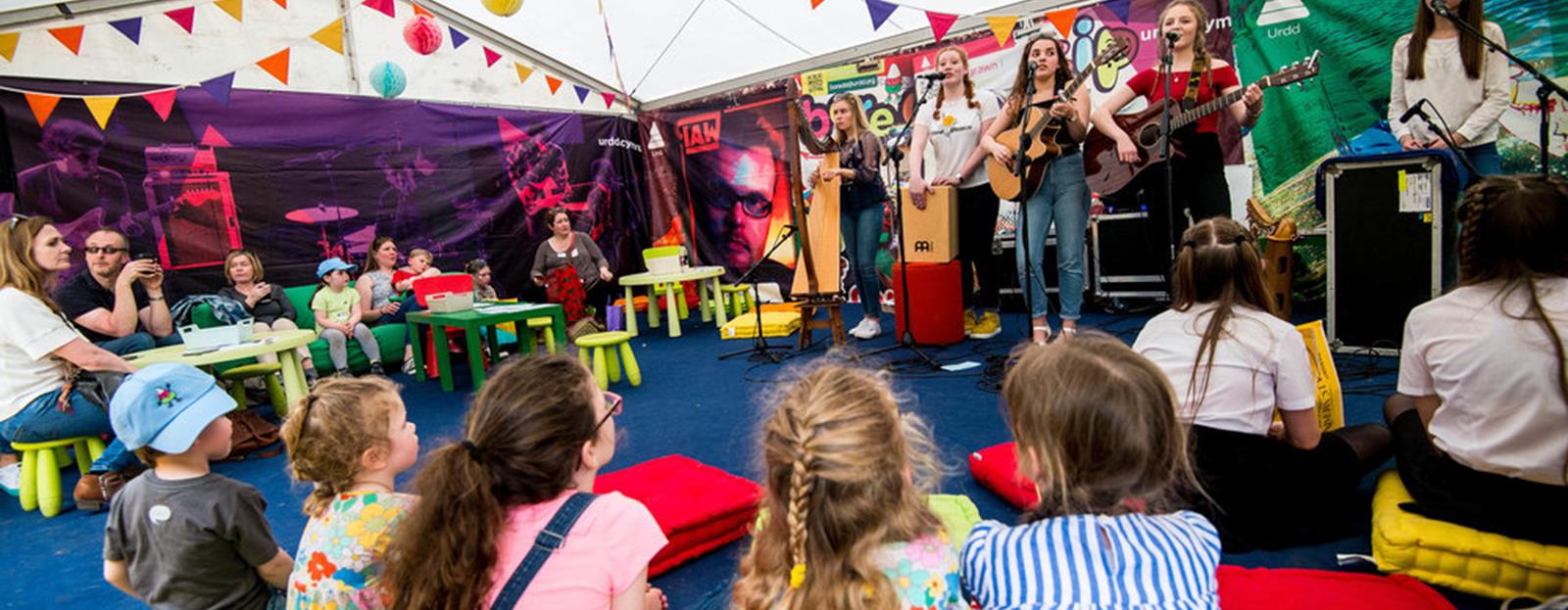 Promoting the Welsh language in a pandemic: one year on